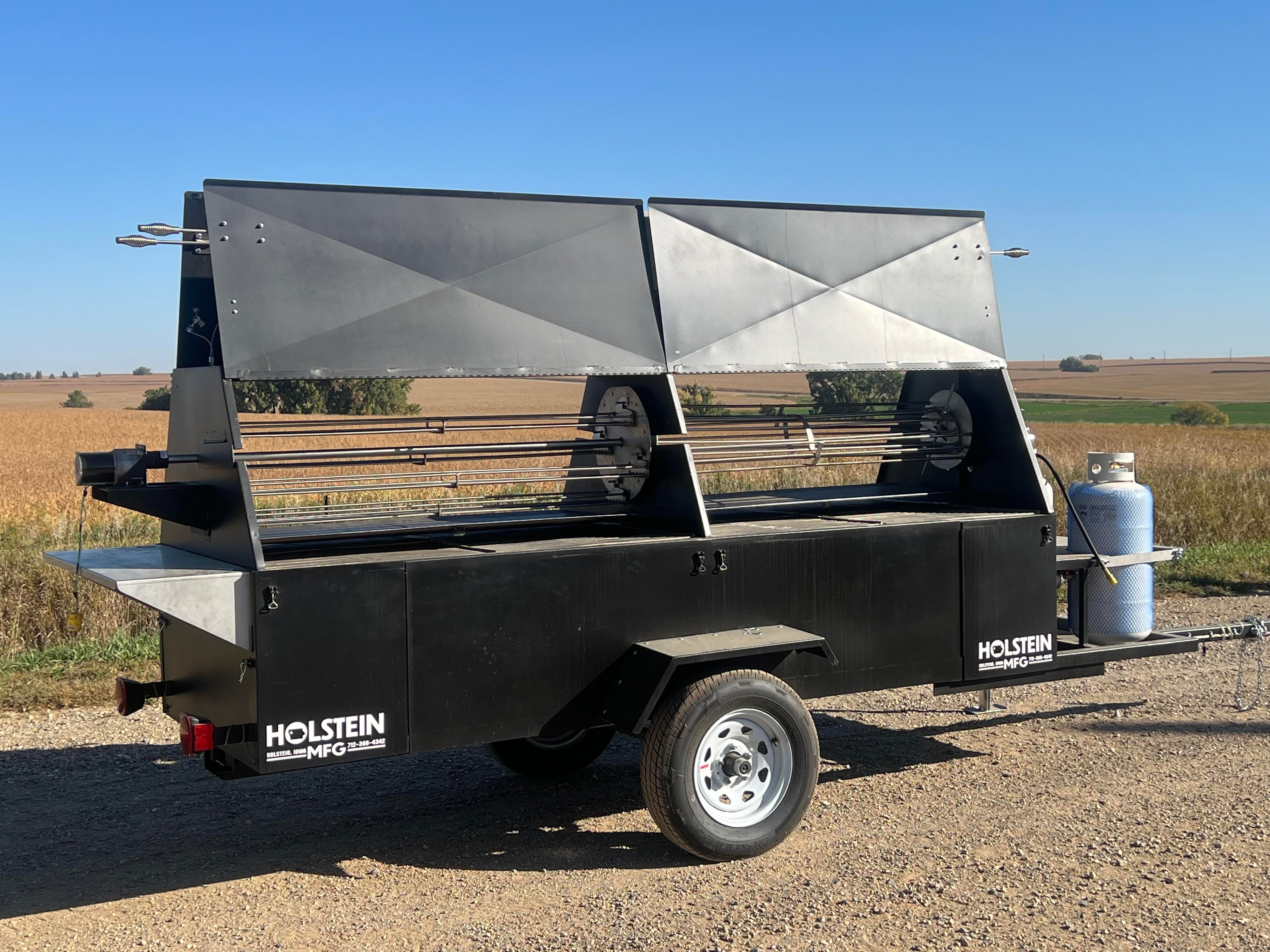 830GC Towable Grill | Holstein Mfg.