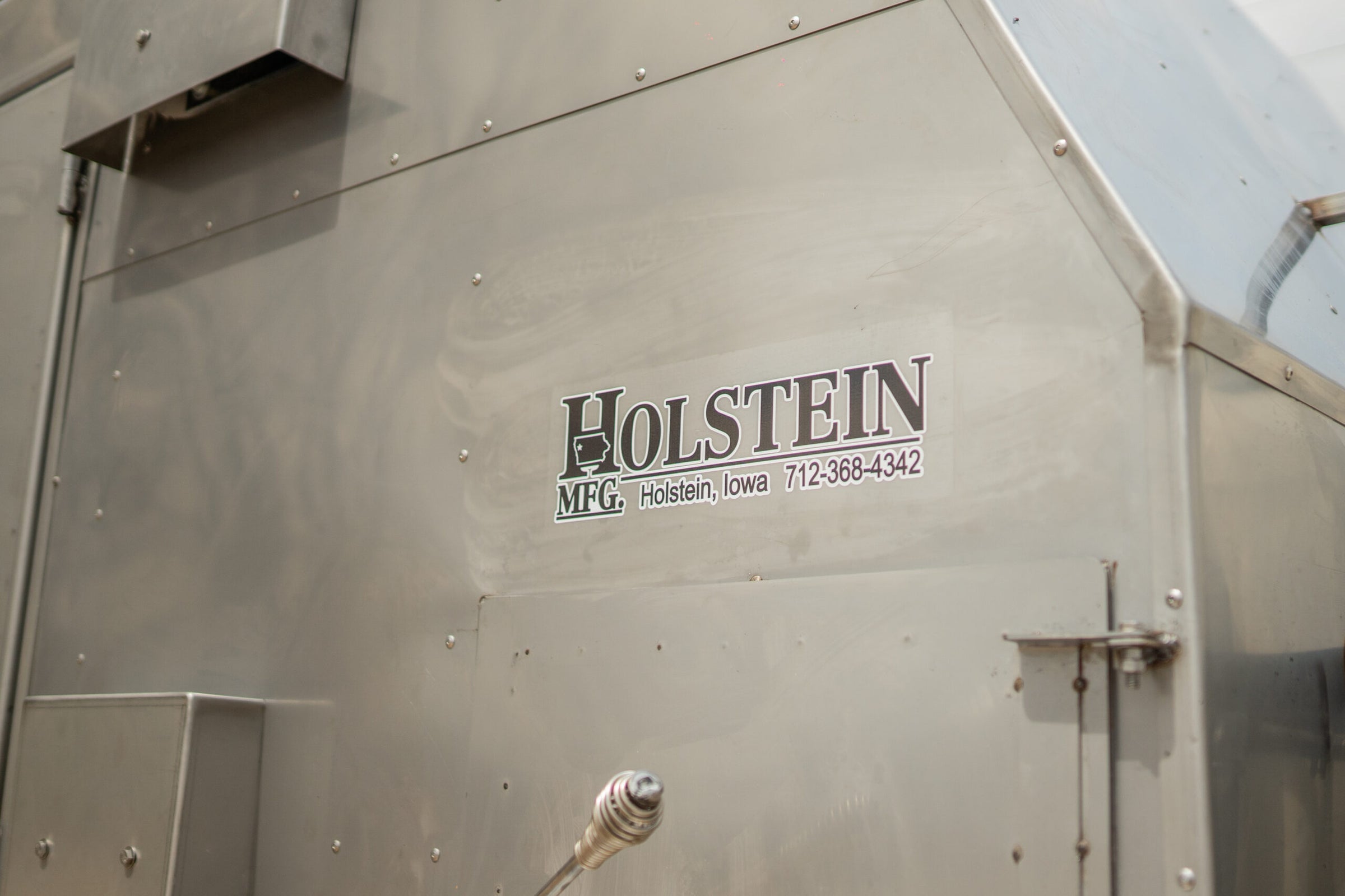 Model 600 Chicken and Rib Cooker | Holstein Mfg.