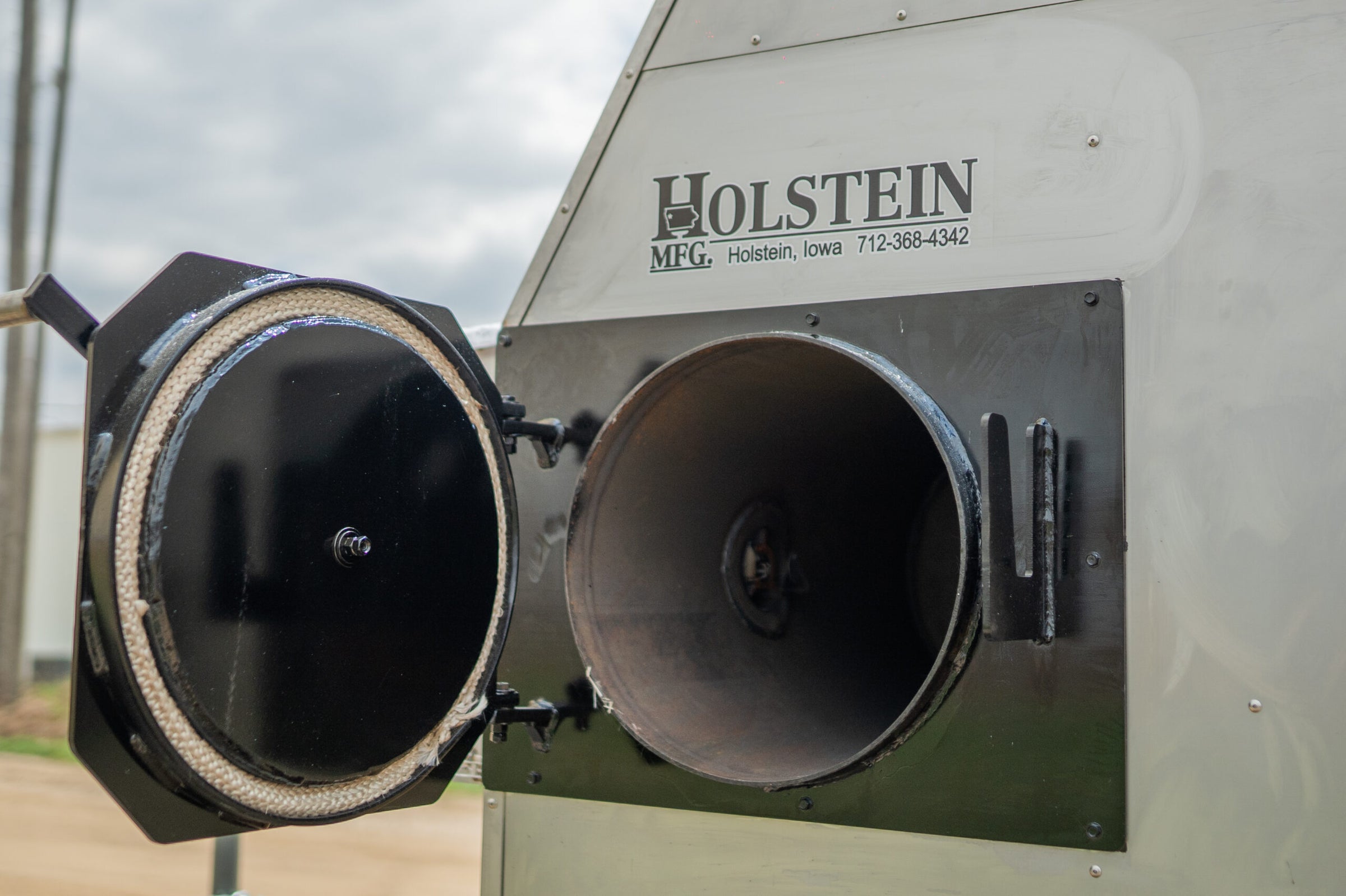 Model 600 Chicken and Rib Cooker | Holstein Mfg.