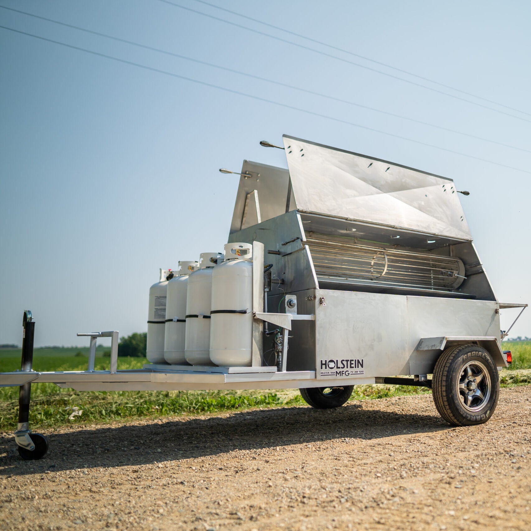 Model 7260GSS Towable Gas Grill – Stainless | Holstein Mfg.